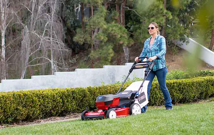 Newsroom | Legendary Toro Performance Now Available in Lithium-Ion ...